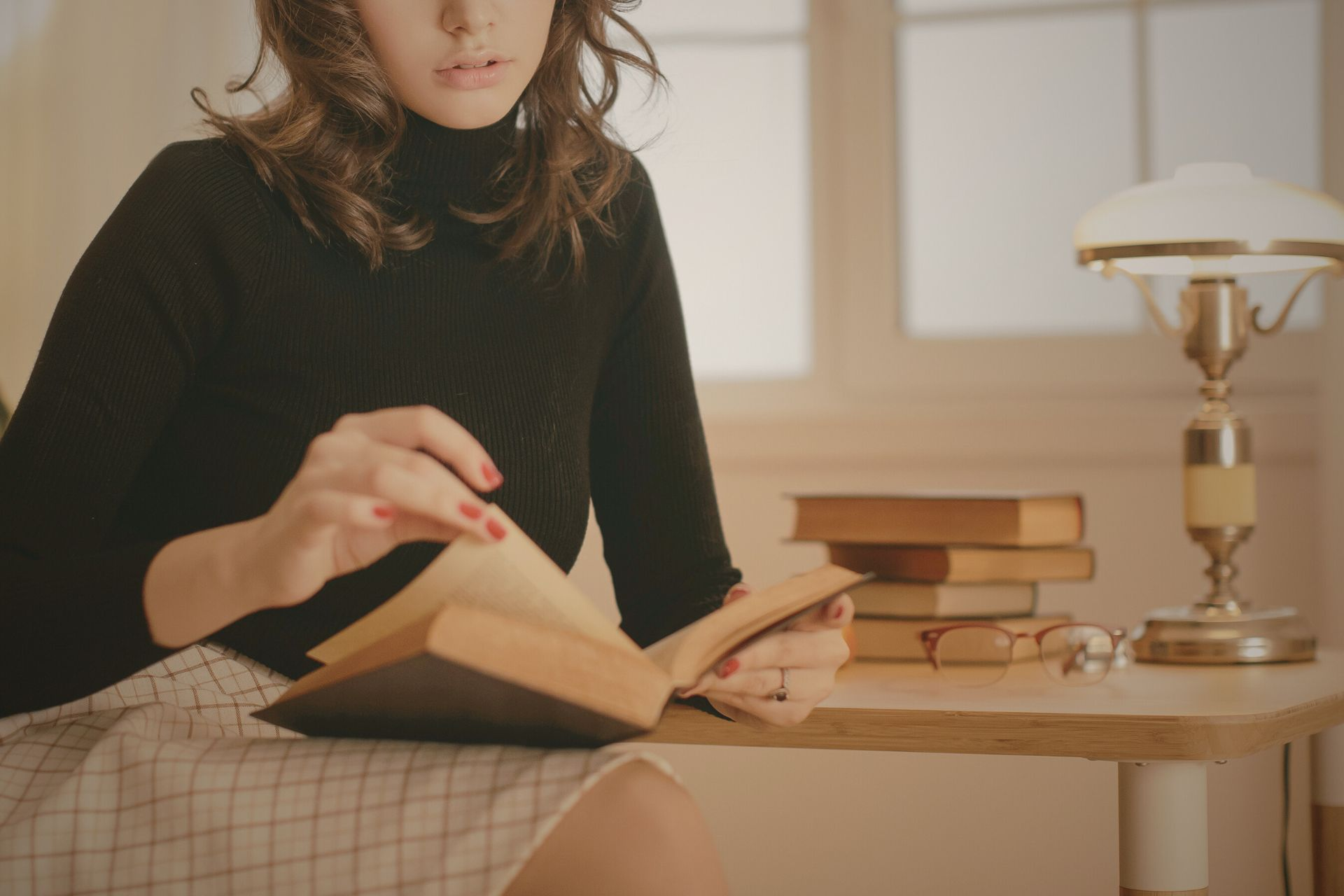 Body Language Cheat Sheet for Writers - Wandering Words Media